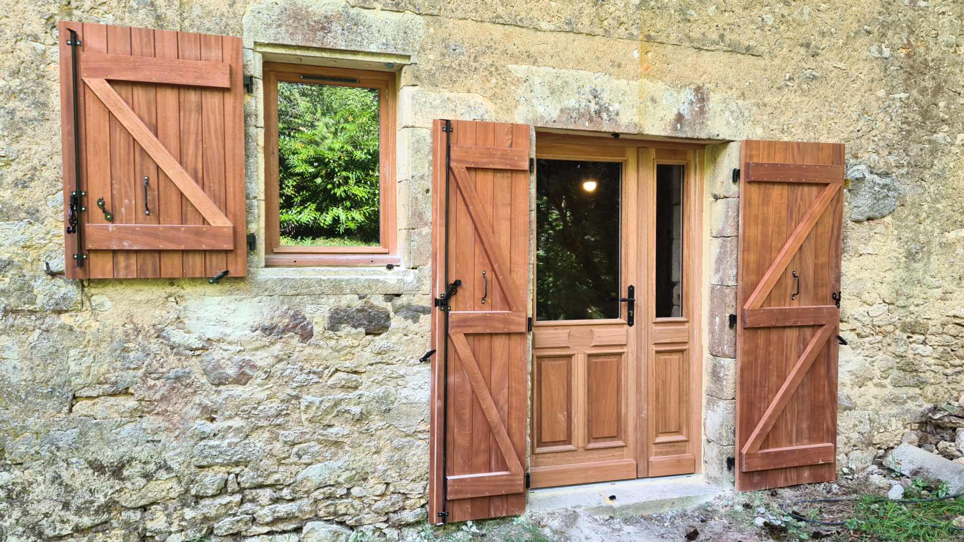 Fenêtre Bois | Menuiserie Soulhié à Gourdon